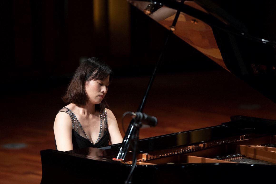 ABOUT US – LIAN Piano